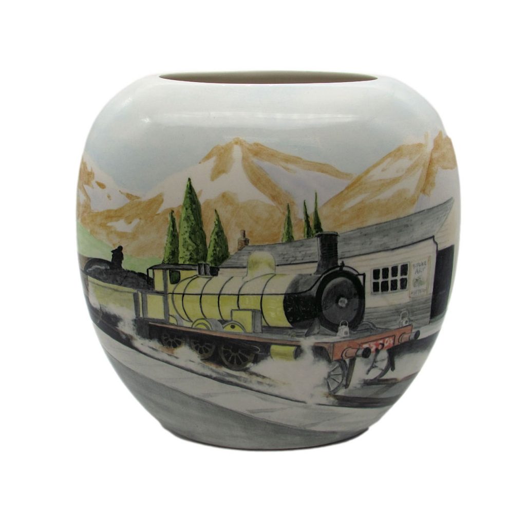 Steam Locomotive Winter Scene Design Vase Tony Cartlidge - Stoke Art ...